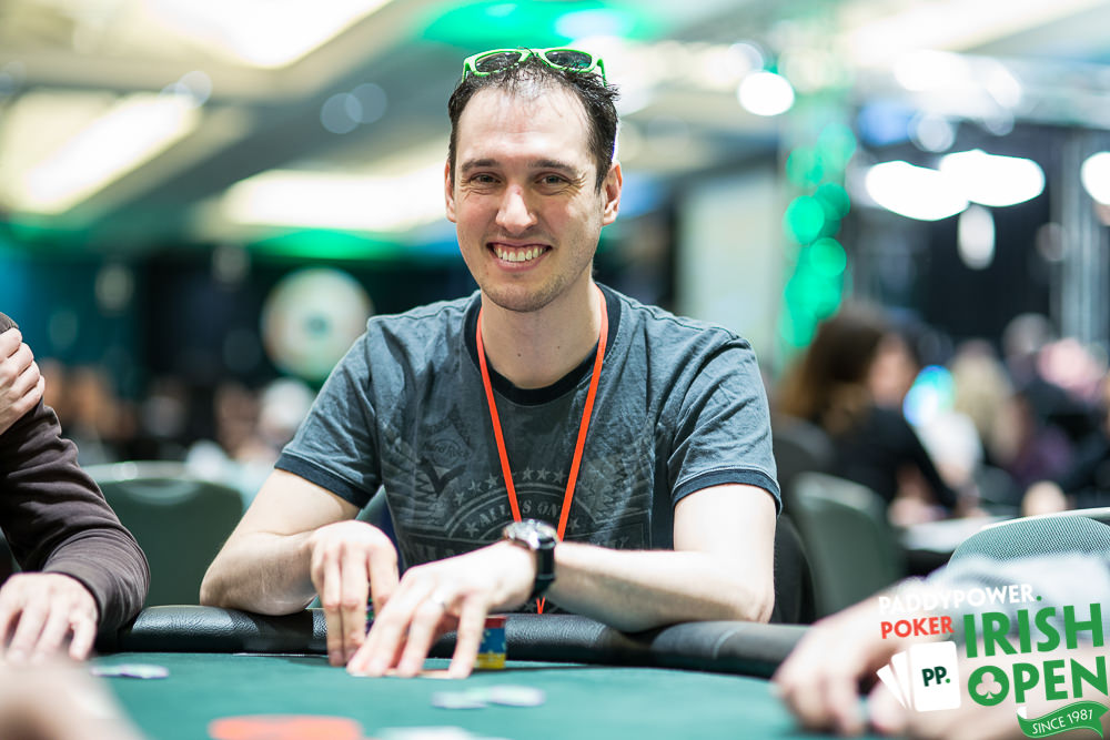 888poker: Ian Simpson gewinnt Holiday Sale Tuesday PKO Rumble 320 ...
