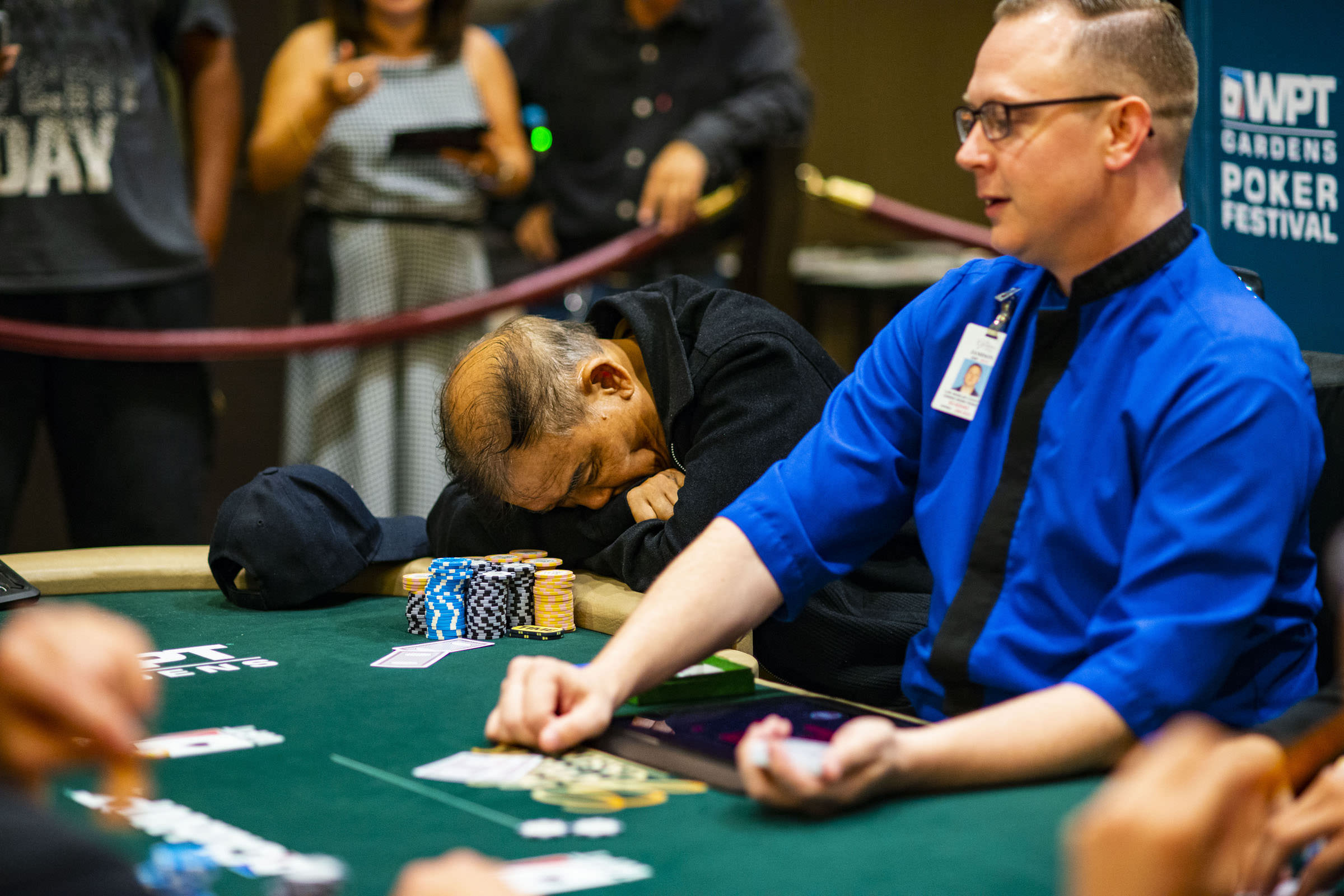 WPT Gardens – Men Nguyen mit Ausraster und Nickerchen ins Finale ...