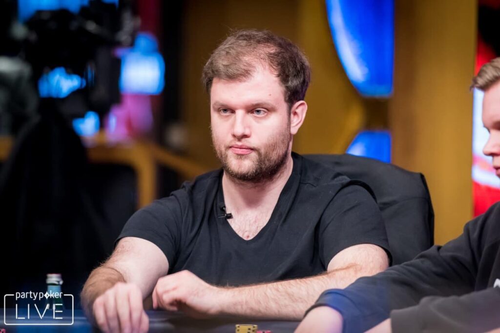 Einzig Daniel Smiljkovic im High Roller Club auf dem Treppchen ...