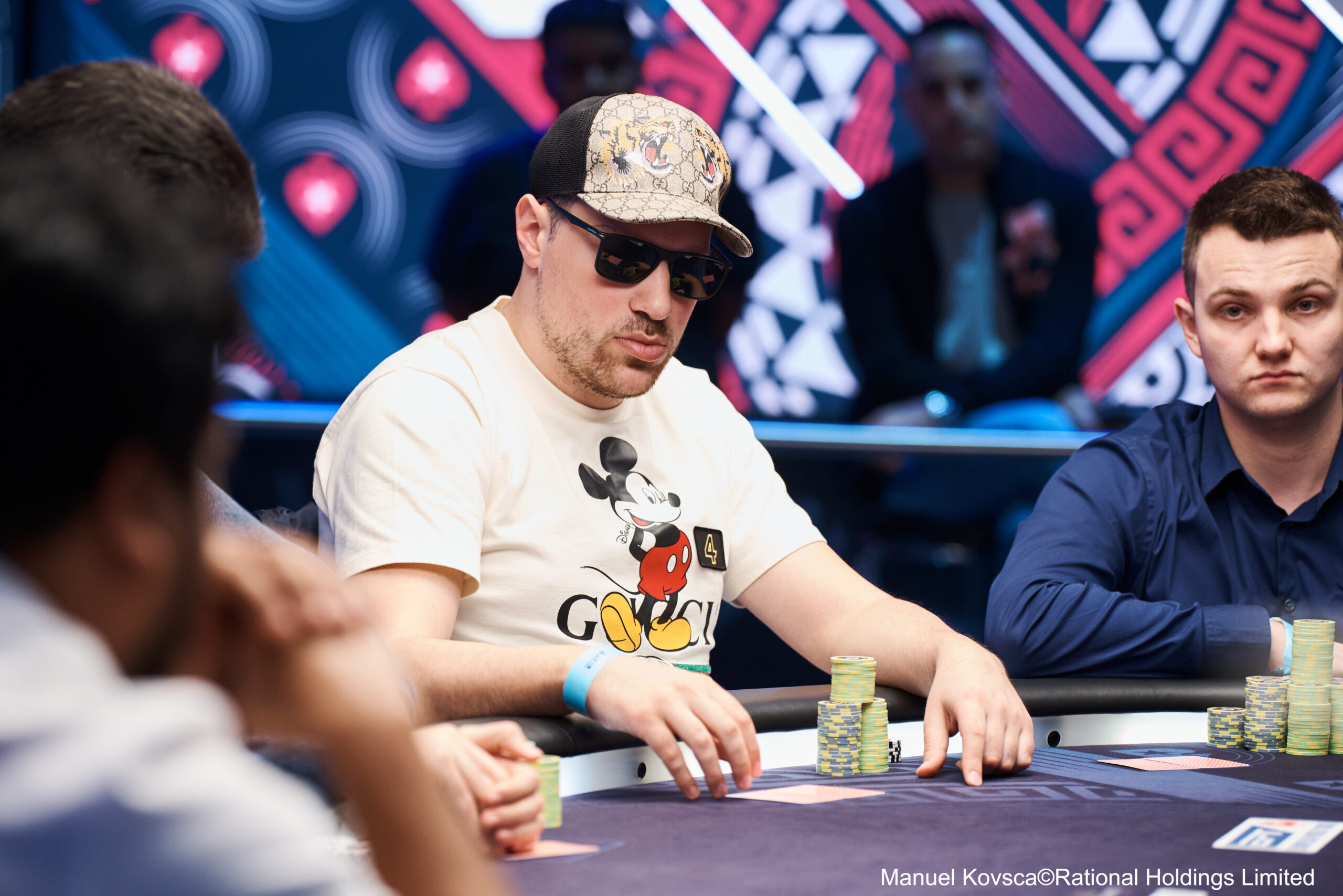EPT MC: Sirzat Hissou 4. im $50k HR / Kulev & Badziakouski mit ...