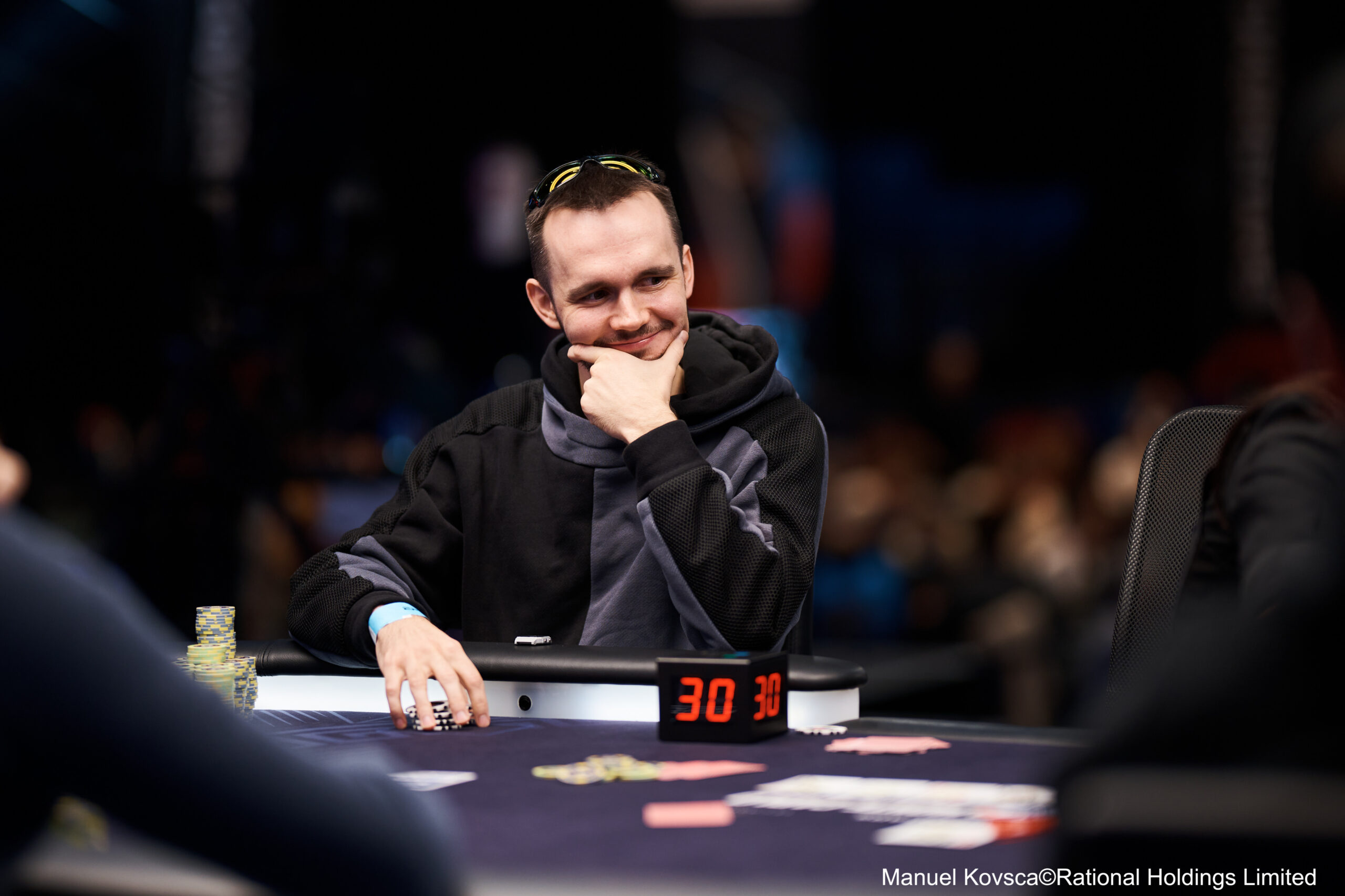 EPT MC: Sirzat Hissou 4. im $50k HR / Kulev & Badziakouski mit ...