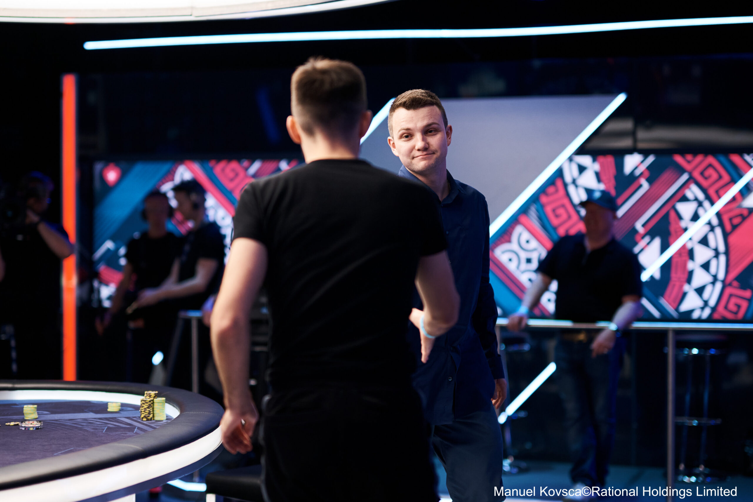 EPT MC: Sirzat Hissou 4. im $50k HR / Kulev & Badziakouski mit ...