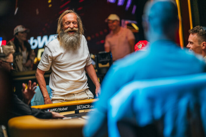 Schöne Bescherung im Triton Invitational: Antonius stoppt Pokernoob ...