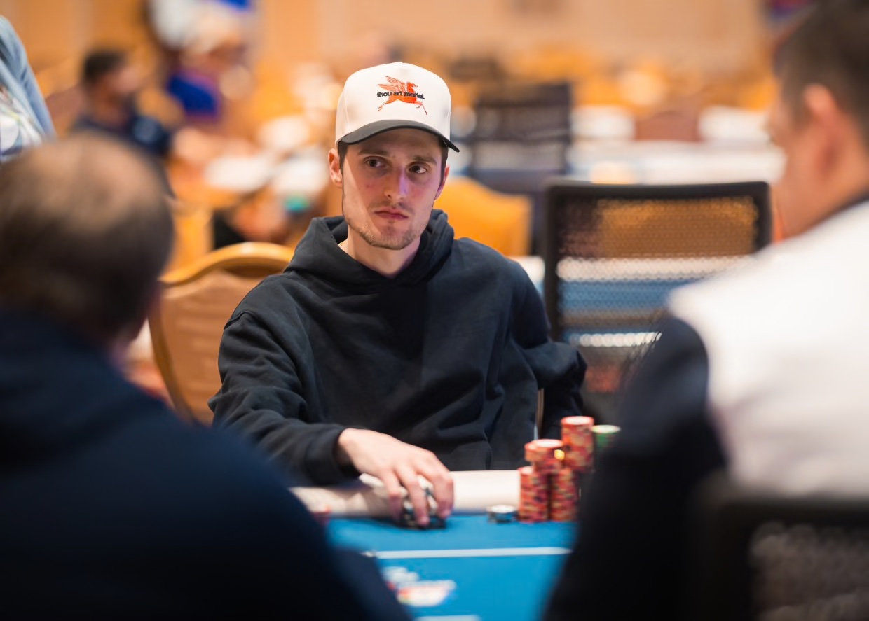 WPT WC - Jeremy Becker führt bei 16 left; Held weiterhin dabei!